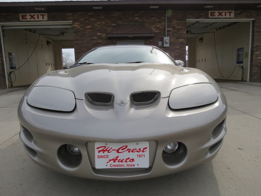 Hi-Crest Auto – We Stand Behind What We Sell, We’re Serious About Service